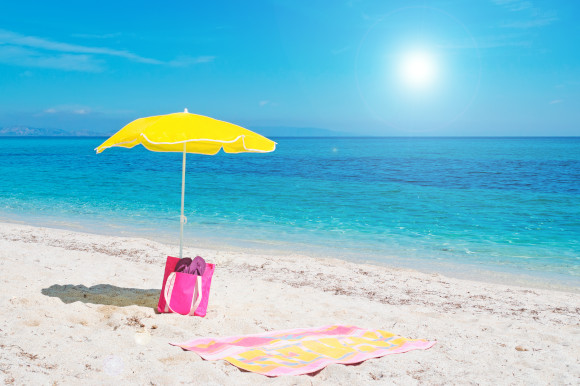 25 Things to Take to the Beach (Don't Forget No.23) | Broadway Travel