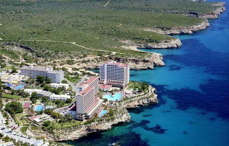 AluaSun Cala Antena Mallorca | Holidays to Balearic Islands | Broadway ...