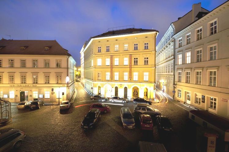 CHARLES BRIDGE PALACE Prague | Holidays to Czech Republic | Broadway Travel