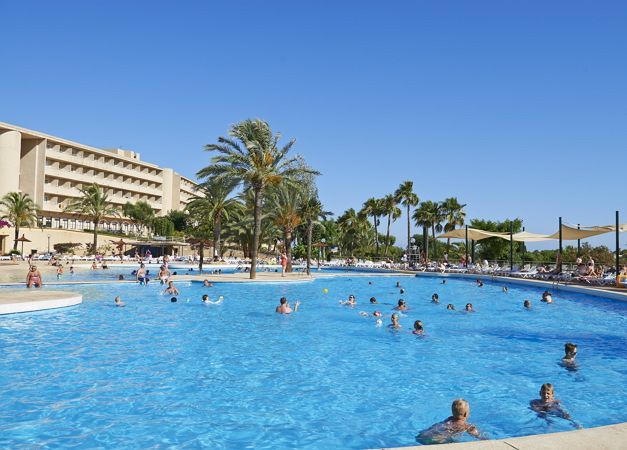 Hotel Club Cala Romani | Calas De Mallorca, Majorca | Broadway Travel