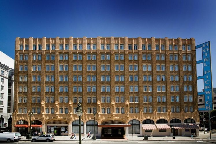 Pickwick Hotel Los Angeles | Holidays to California | Broadway Travel
