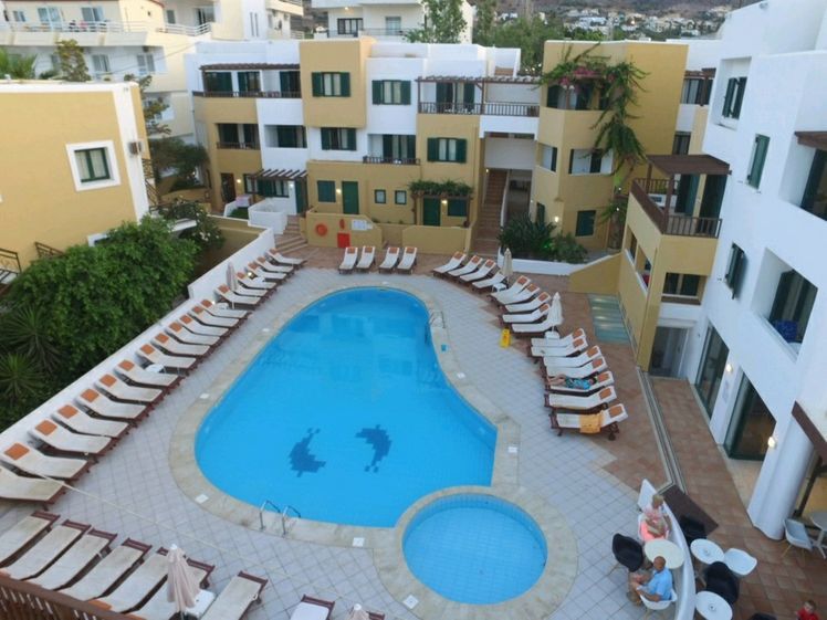 Elmi Suites Beach Hotel Crete | Holidays to Greek Islands | Broadway Travel