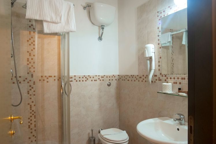 Villa Rosa Rome | Holidays to Italy | Broadway Travel