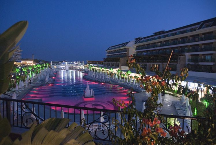 CRYSTAL WATERWORLD RESORT & SPA Antalya | Holidays to Turkey | Broadway ...