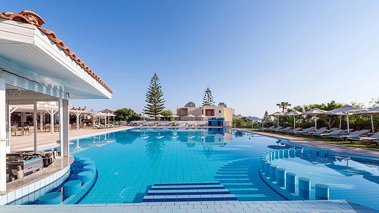 Dore Hotel Crete | Holidays to Greek Islands | Broadway Travel