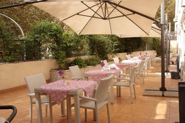 Villa Rosa Rome | Holidays to Italy | Broadway Travel