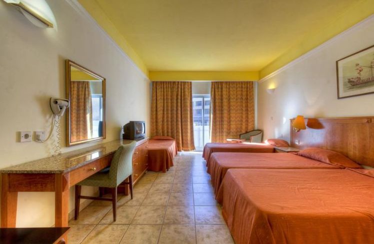 Topaz Hotel Malta | Holidays to Malta | Broadway Travel